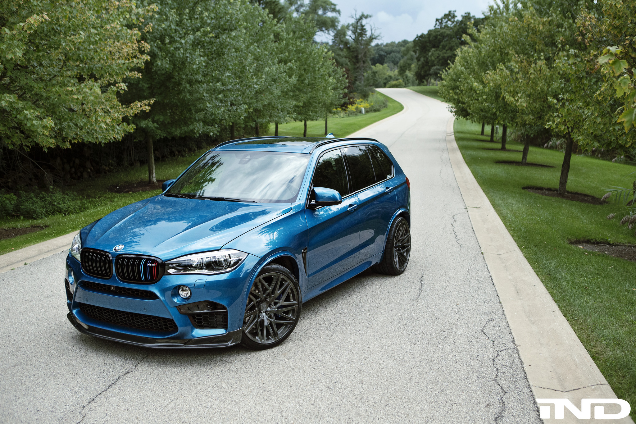 BMW F85 X5M by IND on Velos D7 Forged Wheels - Velos Designwerks